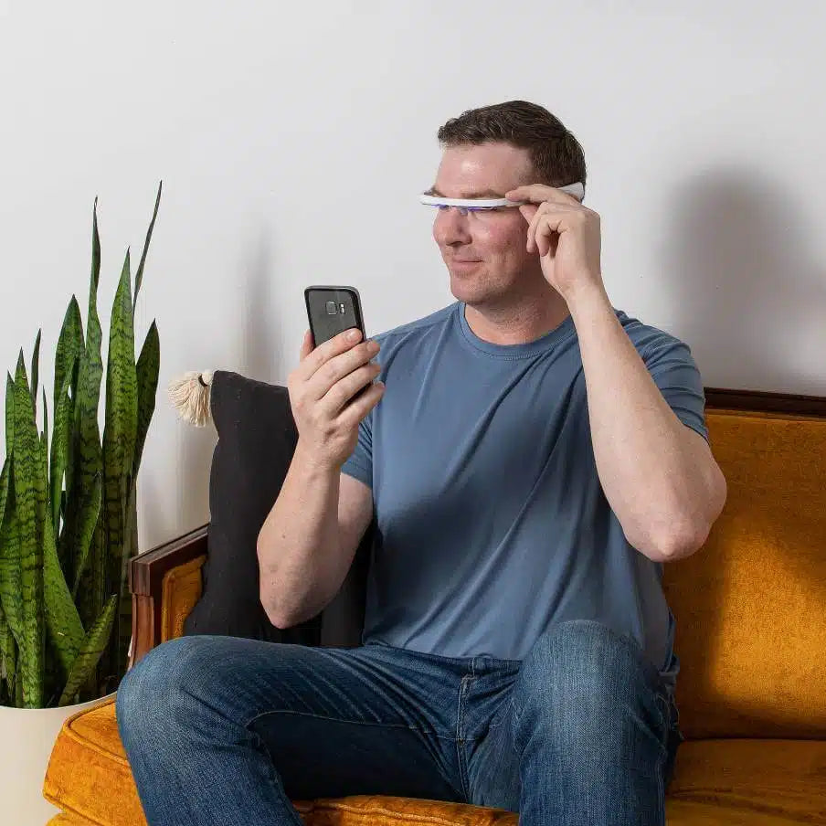 The Pros and Cons of Blue Light Therapy: A Comprehensive Guide – AYO